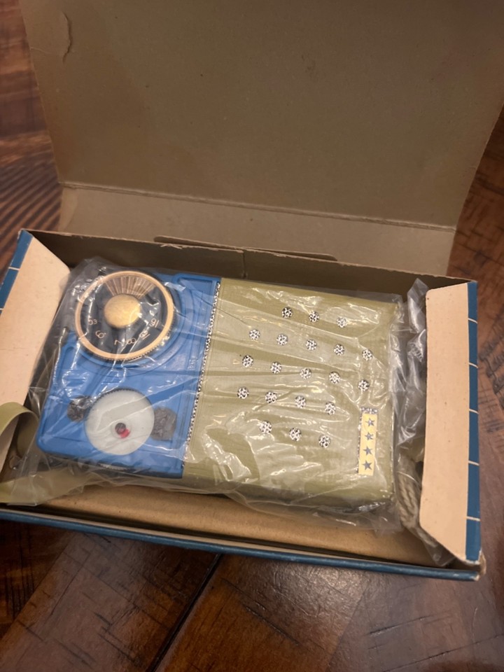 Vintage transistor radio | eBay