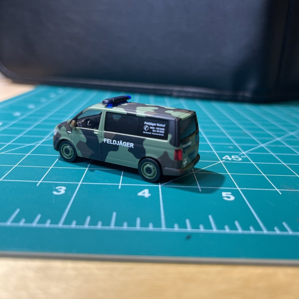 Herpa HO Scale 1:87 Volkswagen T6 Military Police Feldjager Army Van | eBay
