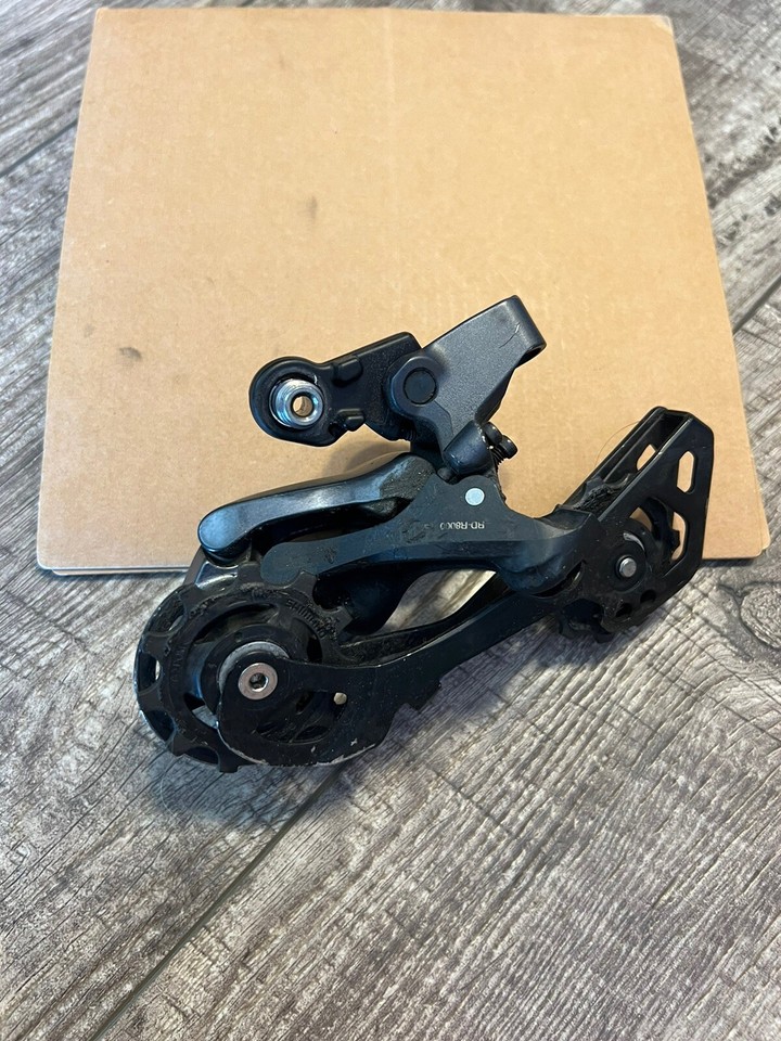 Shimano Ultegra R8000 Mechanical Rear Derailleur RD-GS Medium Cage ...