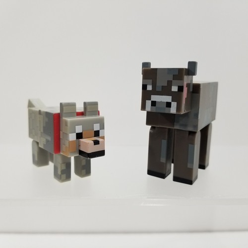 Jazwares: Minecraft - Series 2 Overworld Animal Mobs - Cow & Wolf ...
