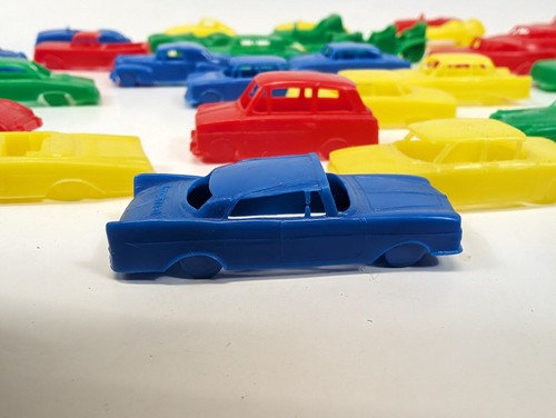 MPC Miniatures Plastic Cars of the World Vintage Plastic Car Lot 33 Red ...