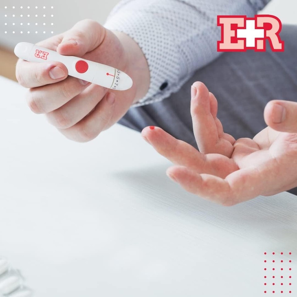 Ever Ready First Aid Lancing Device with 30-Gauge Twist Lancets - 100 ...