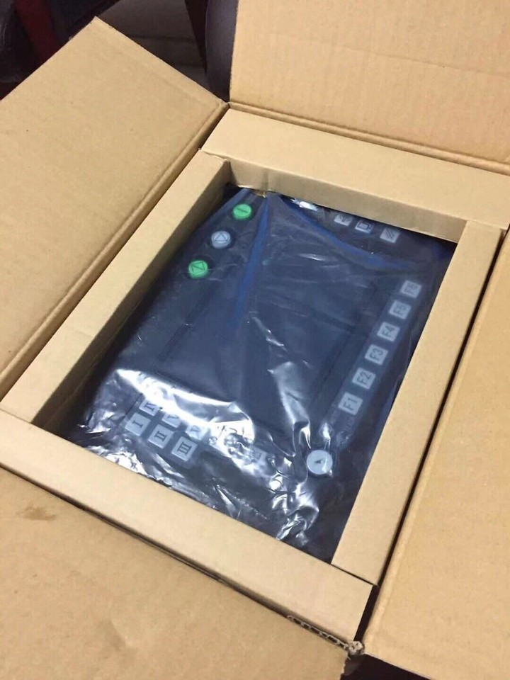 NEW ORIGINAL PANASONIC TEACH PENDENT AUR01060 FREE EXPEDITED SHIPPING ...