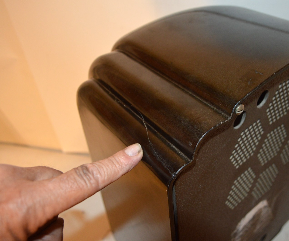 RARE,BEAUTIFUL AND WORKING 1945 FERRANTI BAKELITE TOMBSTONE RADIO ...