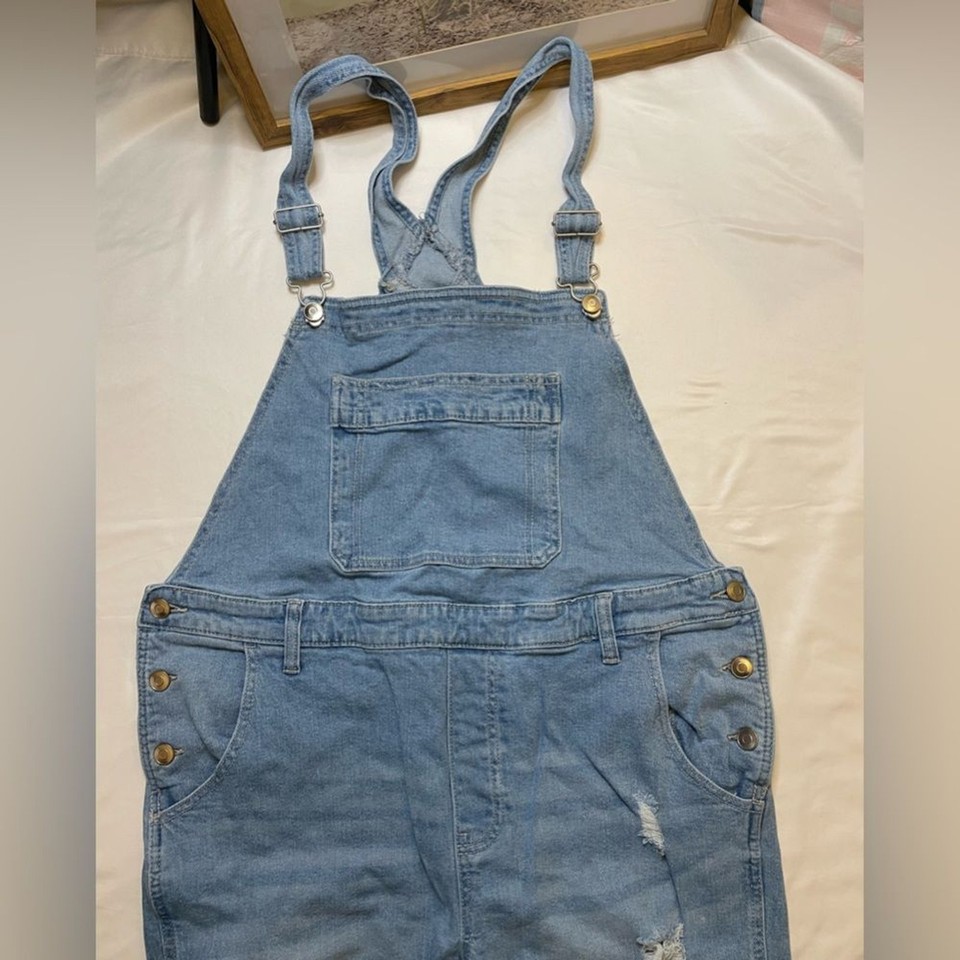 Celebrity Pink size XL light wash distressed overalls | eBay UK