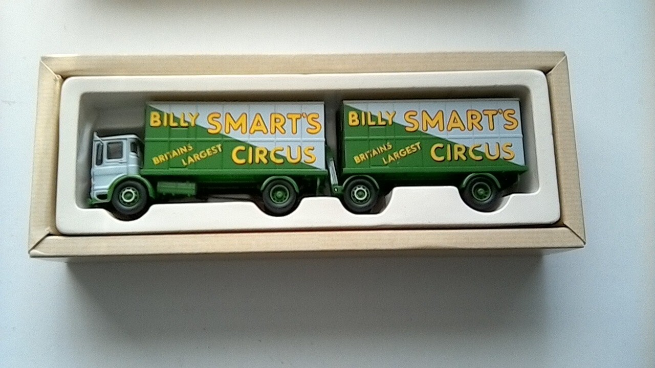 CORGI SCALE 1/50 97891 A.E.C. MERCURY TRUCK & TRAILER BILLY SMART'S ...
