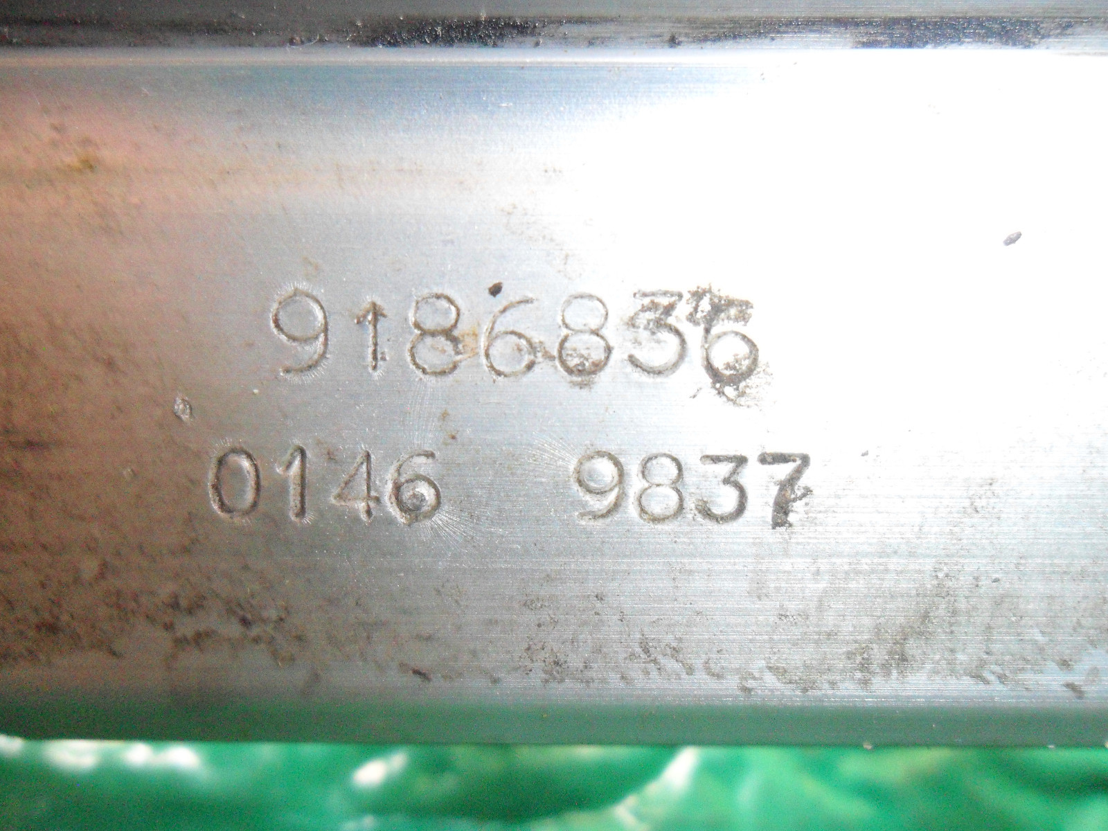 Genuine Volvo 9186340 Fuel Injector Set Of 5 W/ Rail and Pressure ...