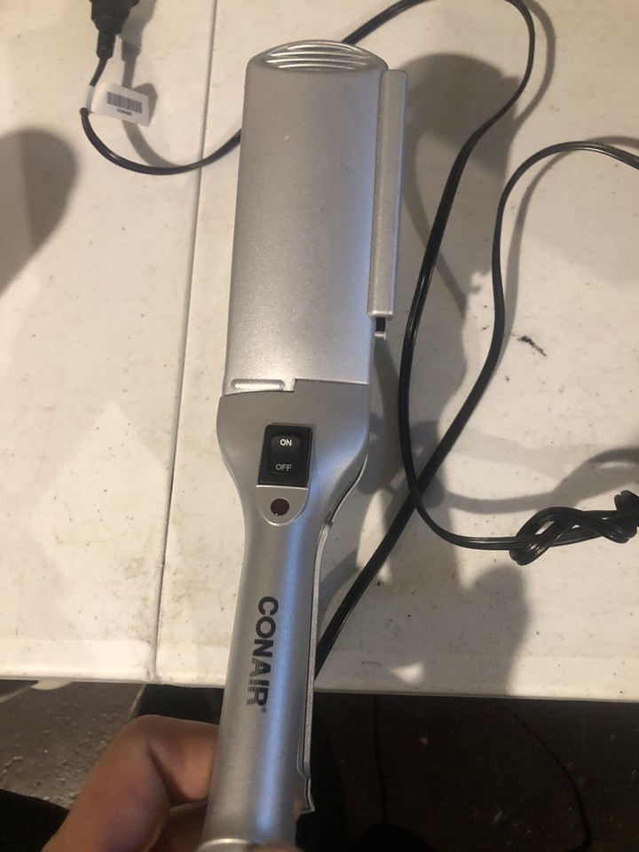 Conair Ceramic Flat Iron Hair Straightener Styling Tool Model CS15 ...