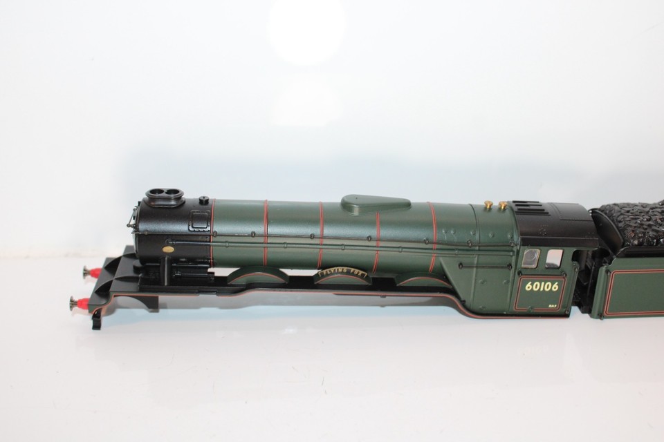 Hornby OO A3 Class Flying Fox BR Green 60106 Loco Body & Tender Top ...