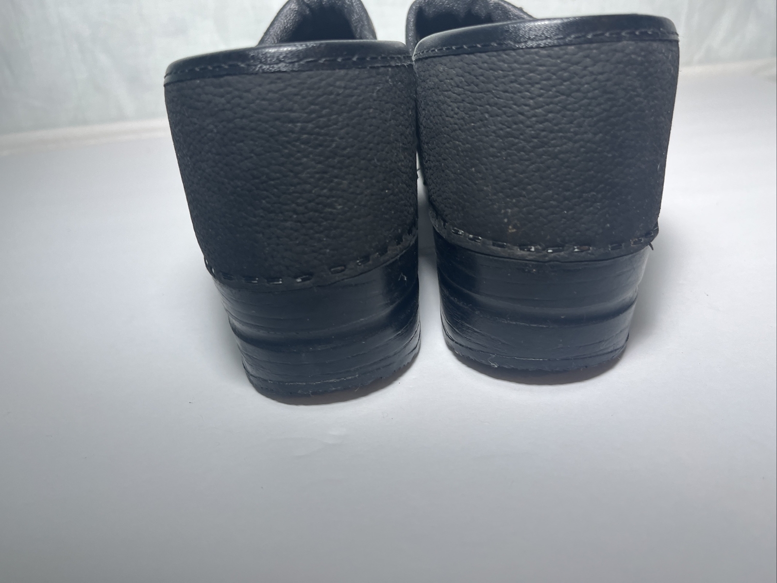 Sanita Danish Medical Doctor Nurse Clogs Size 43 Black - Gem