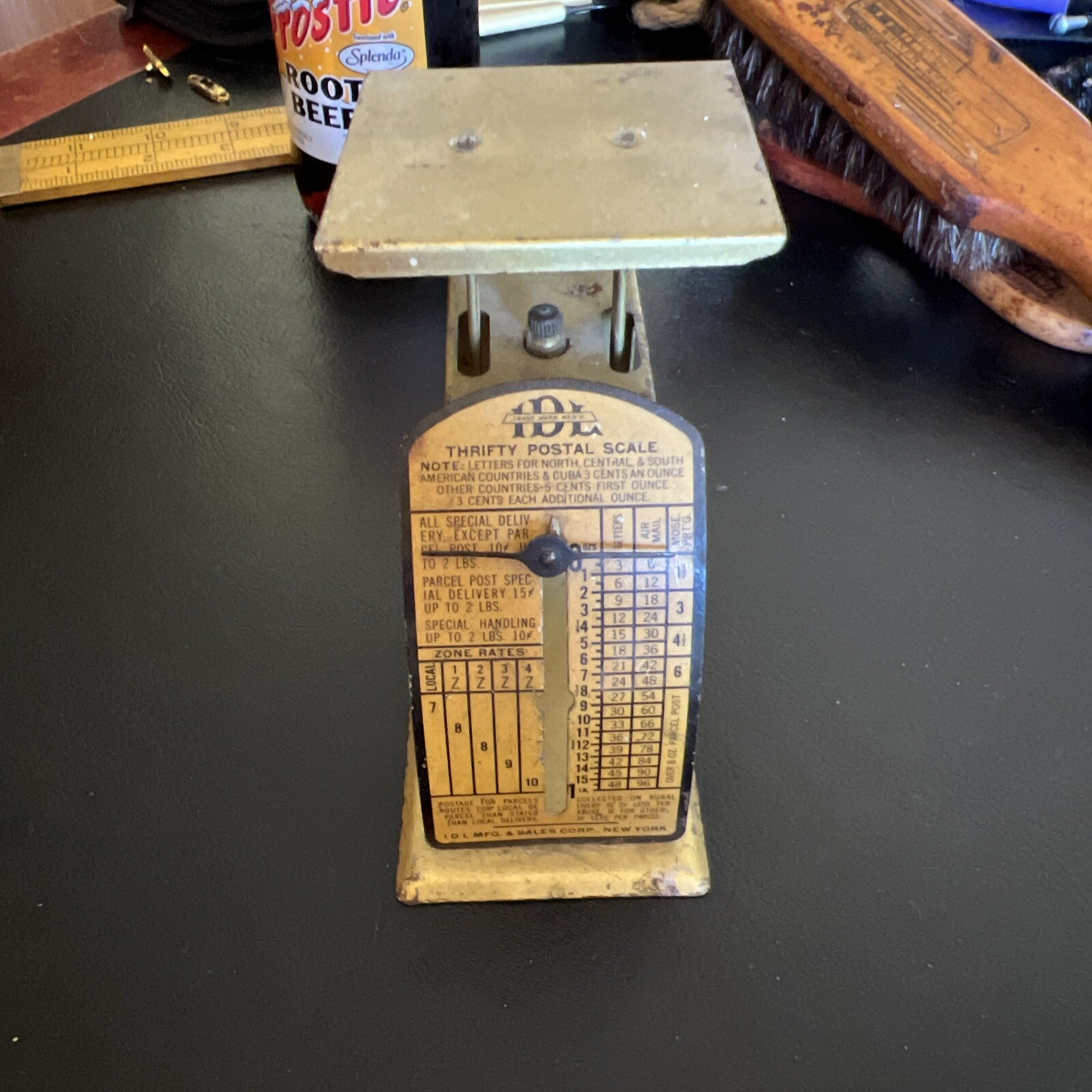 Vintage Deluxe Thrifty USPS Postal Scale 1 pound IDL Manufacturing Made ...