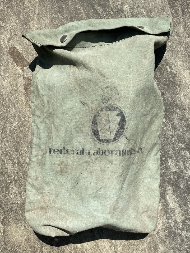 Vintage Acme FullVision No. 8 Gas Mask w/ Filter & Bag (1977-78) | eBay