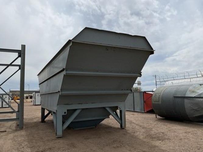 Batch Plant 3 Bin Aggregate Feeder with Stand Concrete Bin Hopper ...