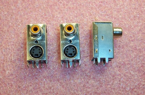 QTY (100) STACKED 4 PIN MINI DIN UNDER FEMALE S-VIDEO JACK M704-4020746 ...
