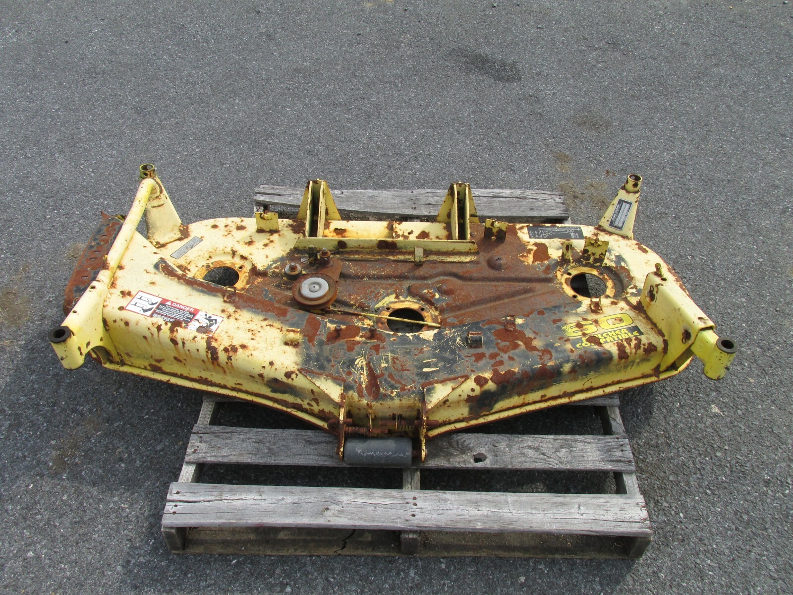 JOHN DEERE 755 855 955 TRACTOR 60 INCH MOWER DECK SHELL AM107608 | eBay