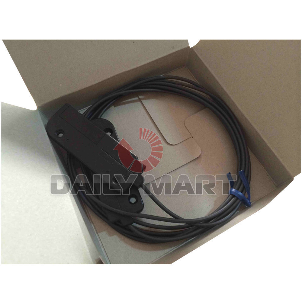OMRON Automation E32-T16WR Fiber Optic Sensors HIGH FLEX TB AREA ...