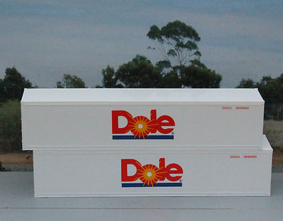 Two 40ft Dole refrigerated containers in HO scale - new | eBay