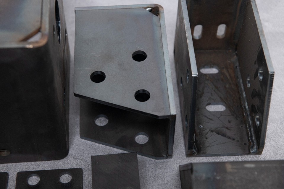 Humvee 2.5 Inch Body Lift Kit Hummer H1 Body Mount Style | Performance