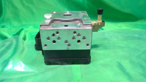 ⭐⭐07-17 LS460 LS600hL Brake Actuator Assembly 4405050110⭐⭐ | eBay