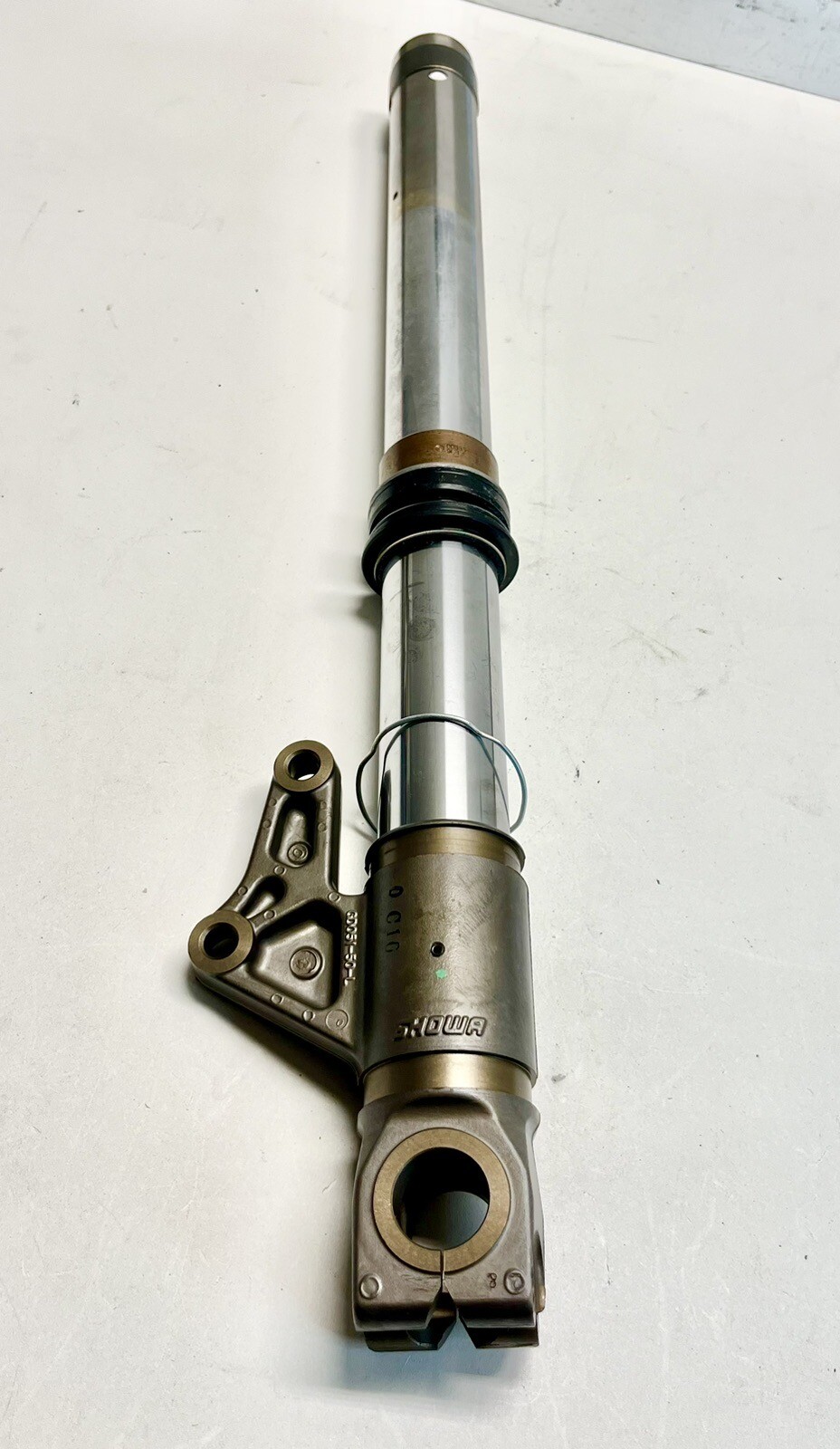 New Genuine Ducati 996 748 Showa Front Left Fork Slider 65mm Spacing ...