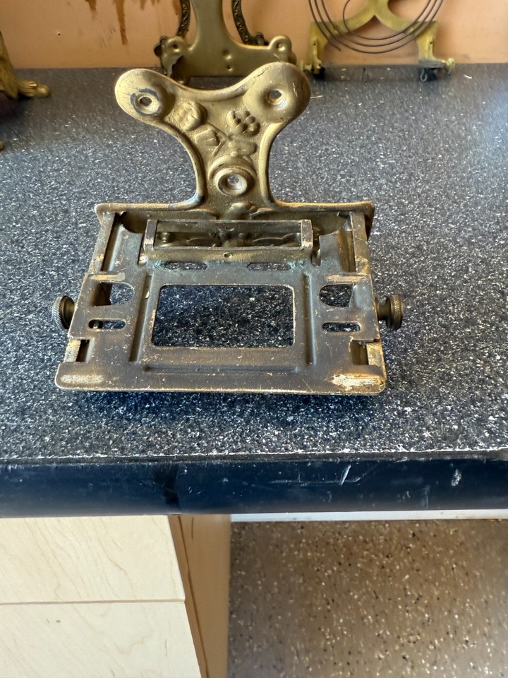 Lot of 4-Antique-Brass-Weight Vienna Regulator Clock Movement-Mounting ...