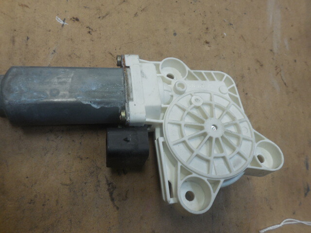 2003 - 2009 Mercedes W211 E Class Rear Left Driver Window Motor E500 ...
