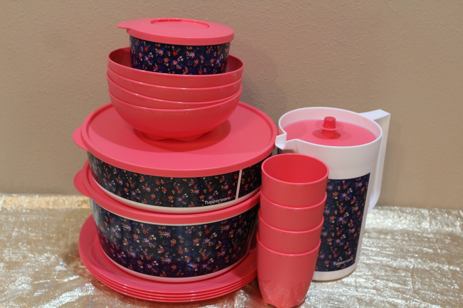 New UNIQUE Tupperware Flower Theme Set with 20 pieces Flamingo Color | eBay
