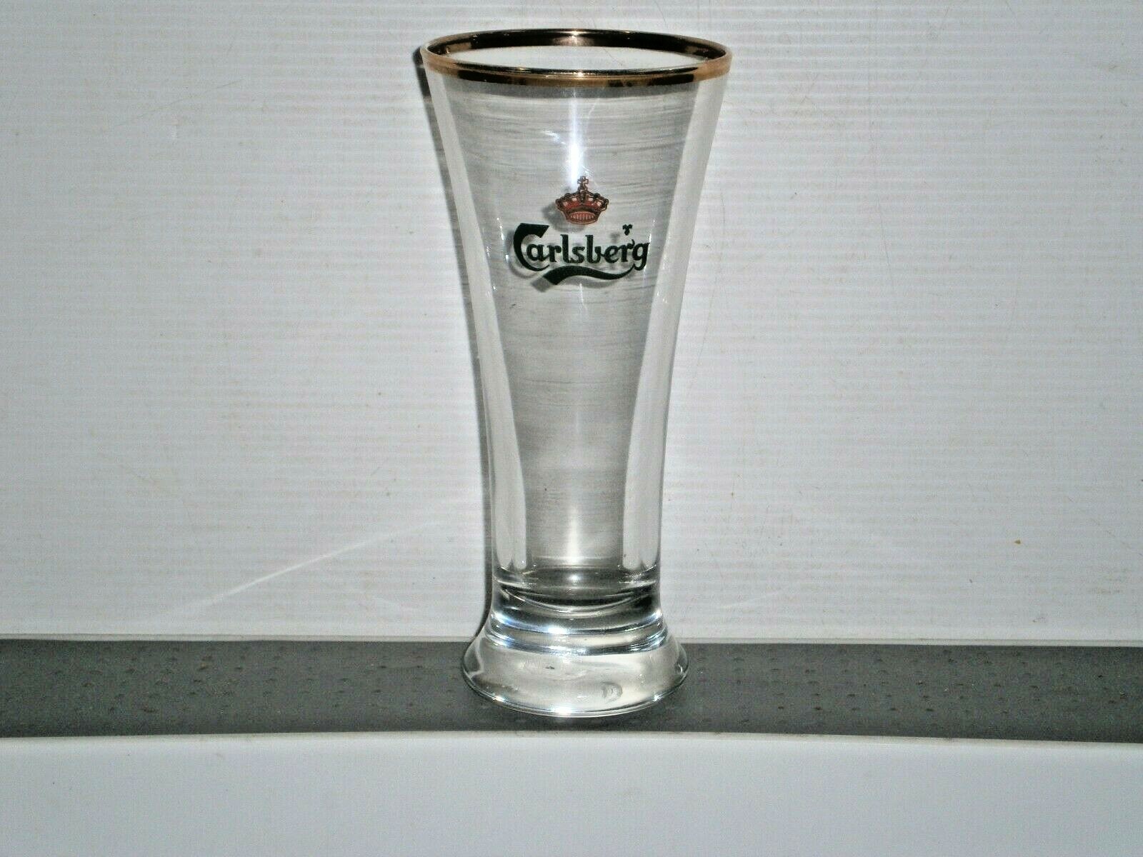 APKB392 CARLSBERG Gold Lipped Beer Glass | eBay