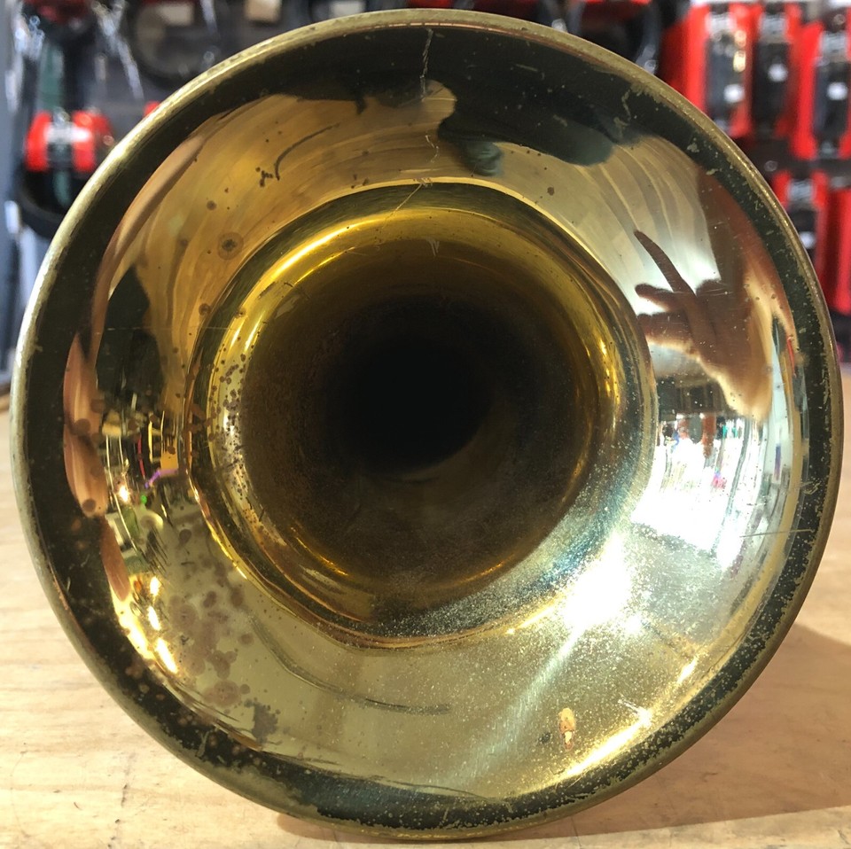 1958 F.E. Olds & Son Mendez Gold Lacquered Professional Bb Trumpet with ...