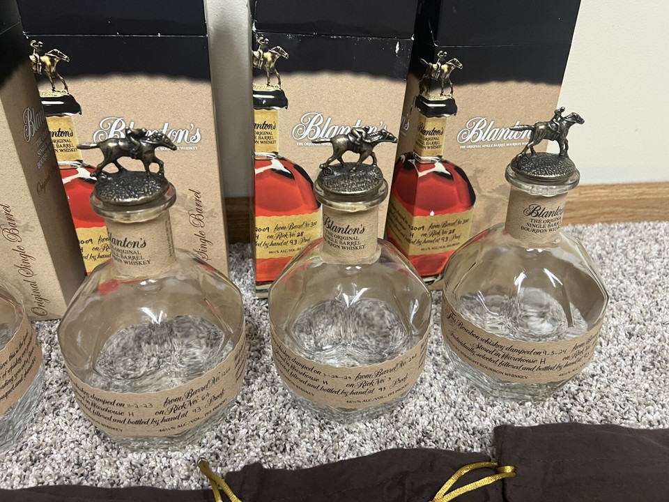 Complete Set 8 Blanton's Bourbon Whiskey Cork Stoppers w Empty Bottles ...