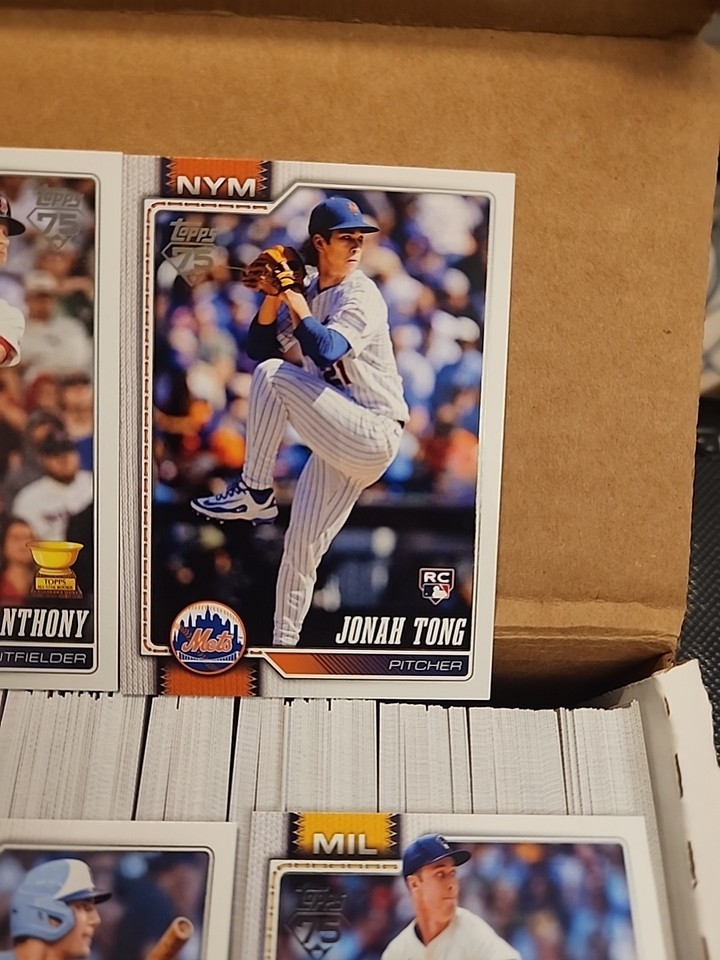 2026 Topps Complete Set #1-350 Roman Anthony, Tong, Miz, Campbell ...