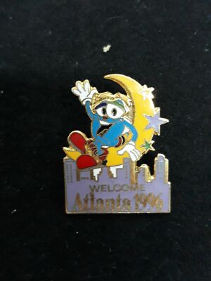 PIN ATLANTA 1996 OLYMPIC GAMES MASCOT IZZY BLUE SITING MOON WELCOME ...
