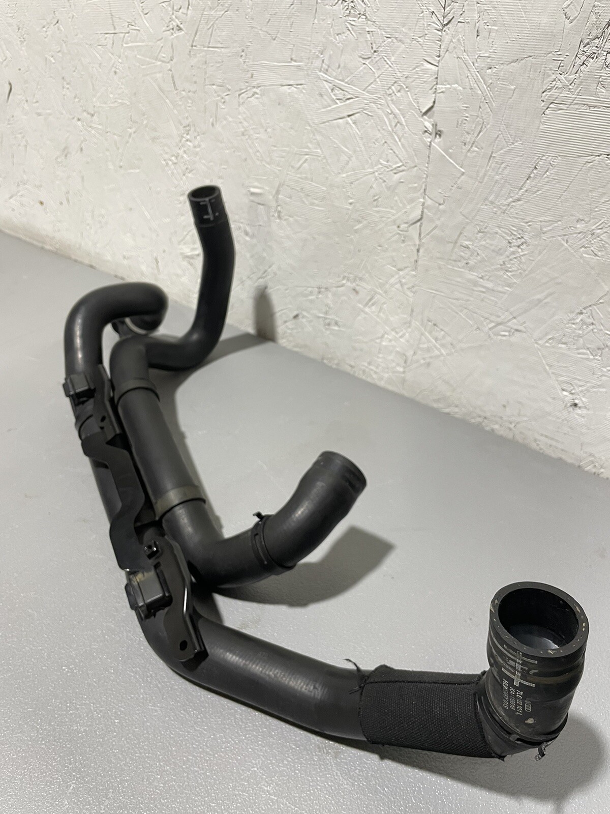 07-10 VW TOUAREG ENGINE COOLANT RADIATOR UPPER PIPE HOSE SET OEM ...