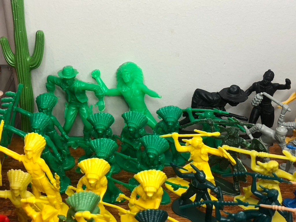 Vintage Western Cowboys, Indians, Vikings, Knights, & Ho Scale Figure ...