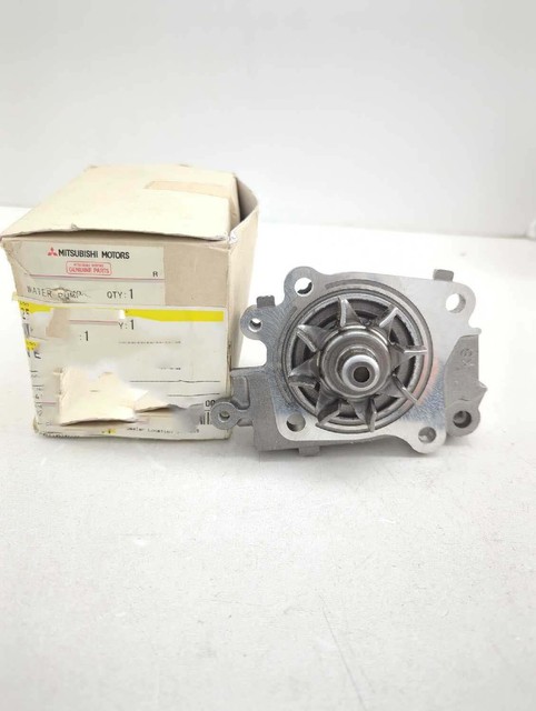 MD309756 Mitsubishi OEM Genuine Water Pump ASSY for sale online | eBay