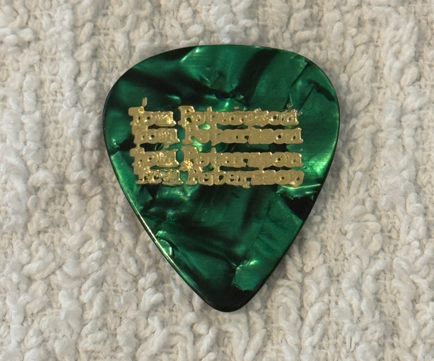 CHEAP TRICK TOM PETERSSON GUITAR PICK TOUR RARE STAGE PLECTRUM Gold ...