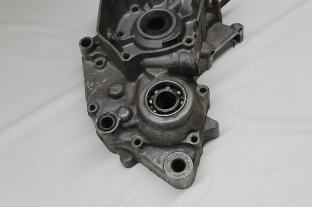 2001 Yamaha Yz80 YZ 80 Left Crankcase Crank Case Cases Motor Engine ...