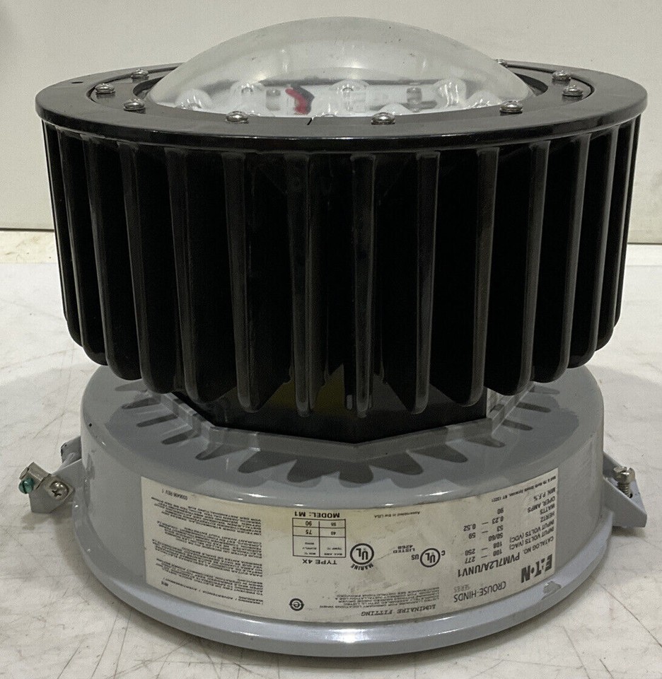 EATON PVM7L2A/UNV1 PENDANT MOUNT LIGHT 97A8 | eBay