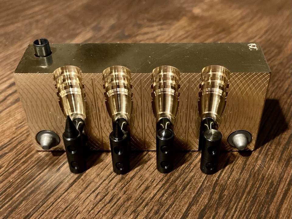 MP Hollow Point Bullet Mold - 357 Colt Carb - Gas Check - 4 Cavity ...