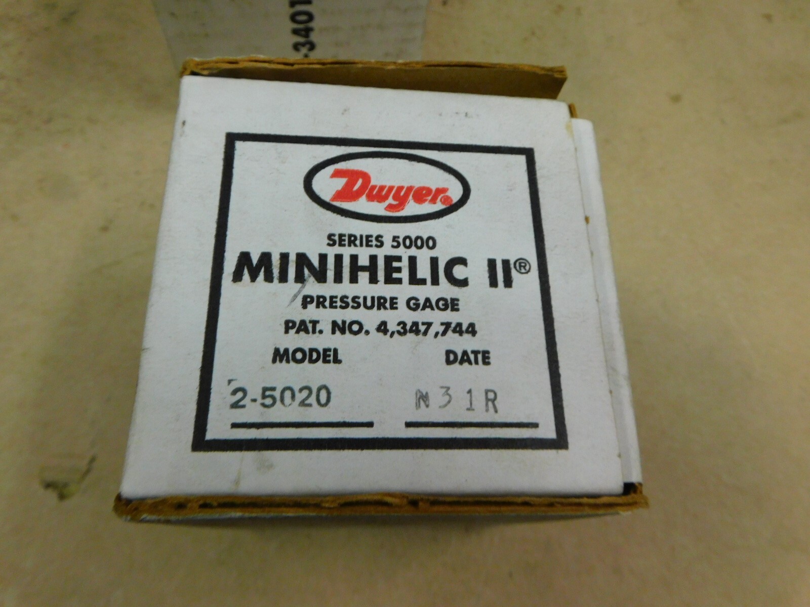 Dwyer Minihelic II Differential Pressure Gauge Model 2-5020 0 to 20 in ...