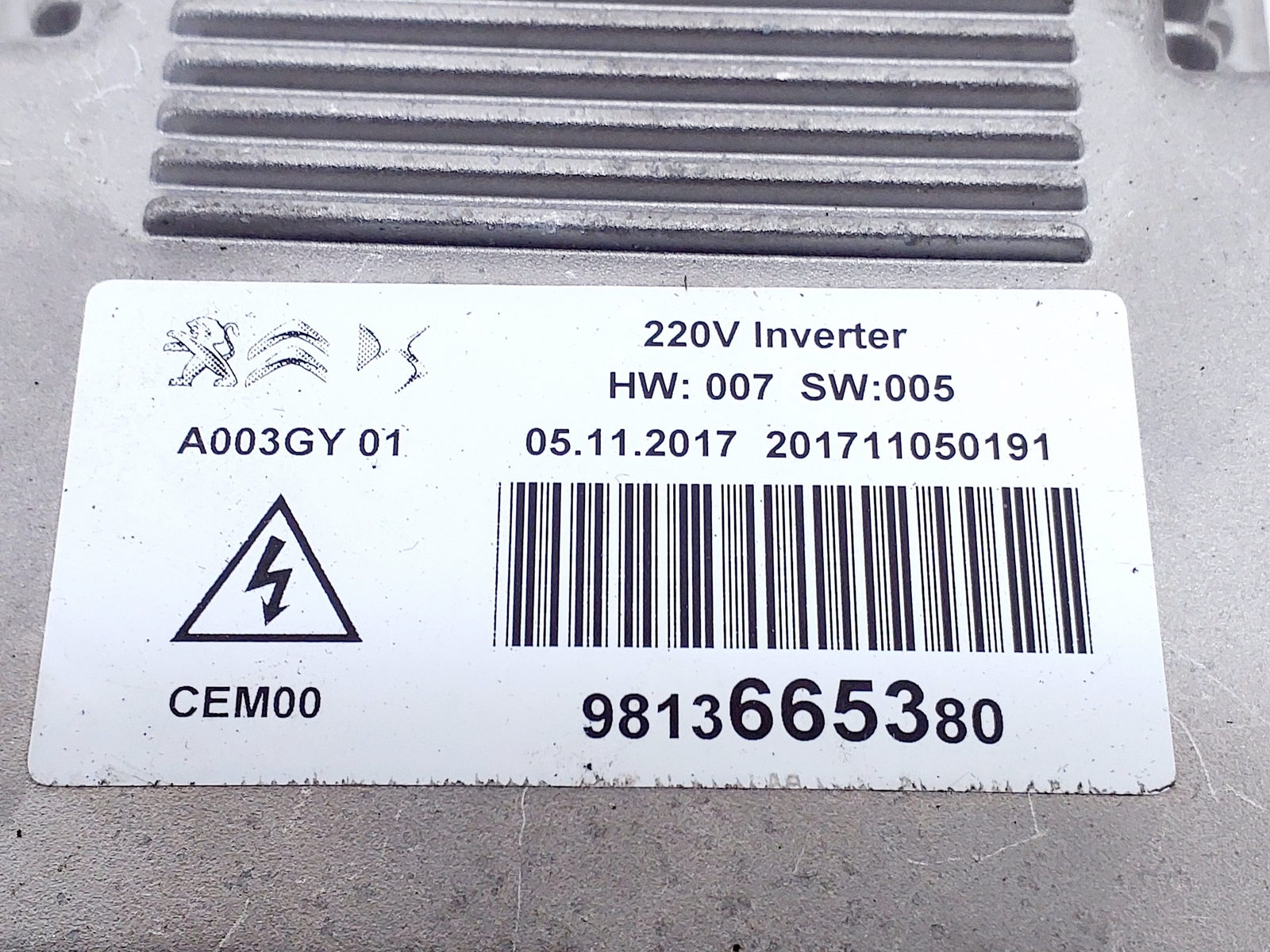 PEUGEOT 5008 2018 POWER INVERTER 9813665380 / 22600344 | eBay UK