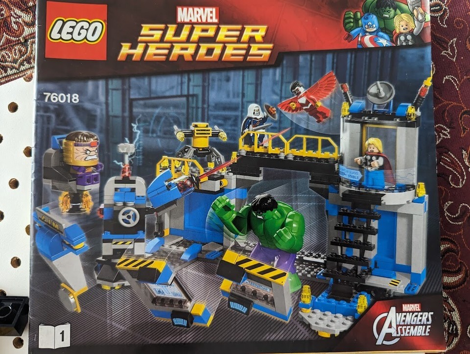 76018 LEGO Marvel Super Heroes: Avengers: Hulk Lab Smash (Read ...