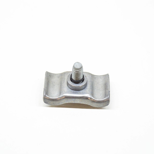Mercedes-Benz C W204 Transmission Oil Line Clamp A0009952032 OEM for ...