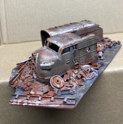 HO Scale Abandoned F7 Junk Pile Diorama Custom Built Weathered | eBay