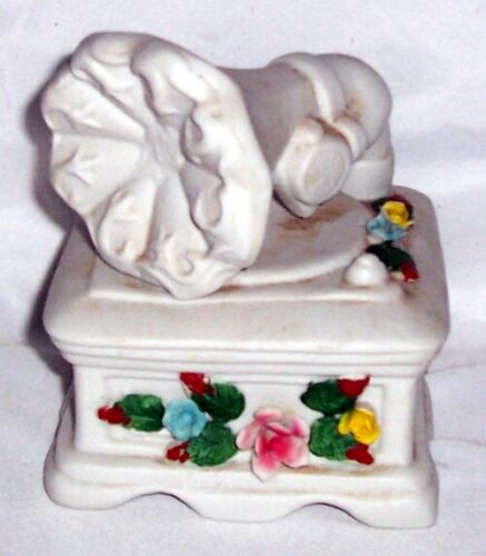 Vintage Gramophone Style Ceramic Music Box with Flowers, hand painted ...