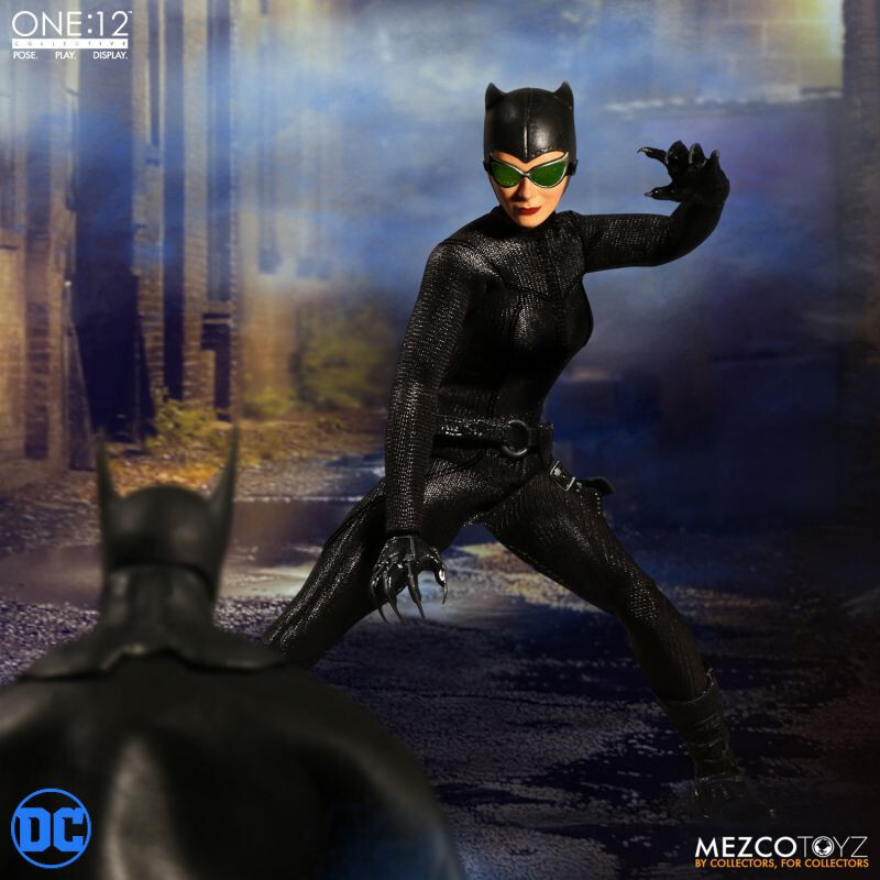 MAFEX #105 BATMAN AND MAFEX #216 BANE PLUS MEZCO ONE:12 CATWOMAN / 3 ...