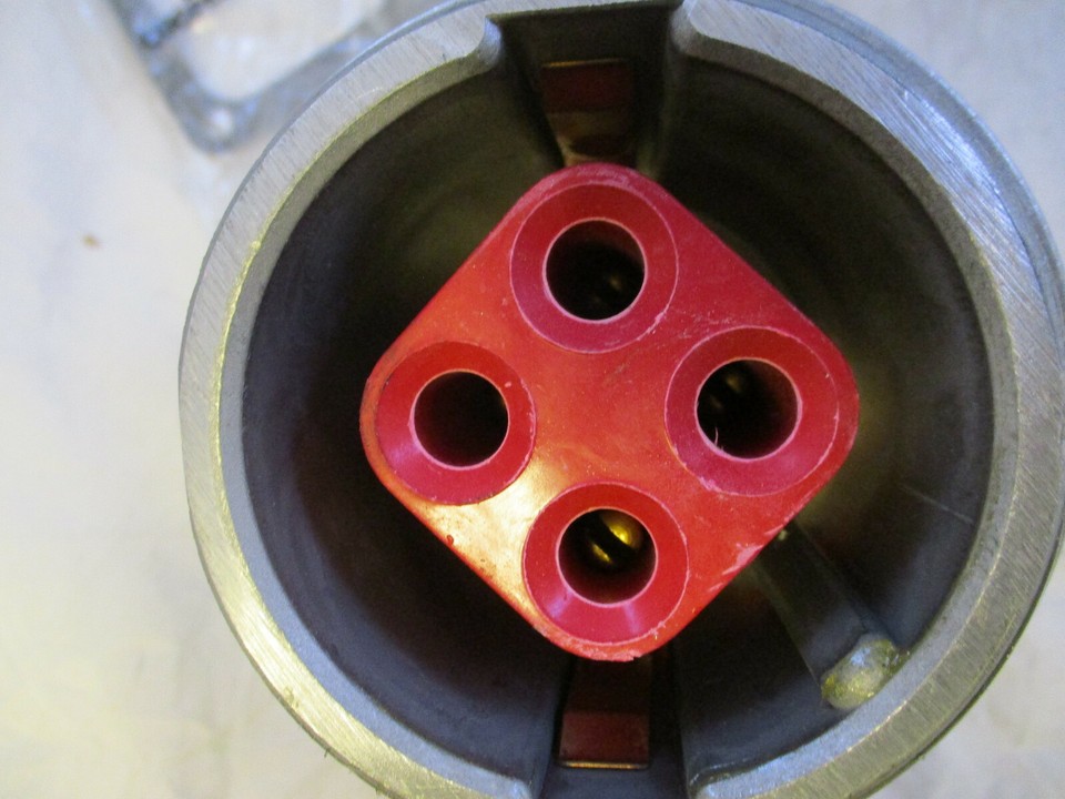 EATON CROUSE HINDS AR642 60A 600V 4P 3W RECEPTACLE ARKTITE SAMEDAY SHIP ...