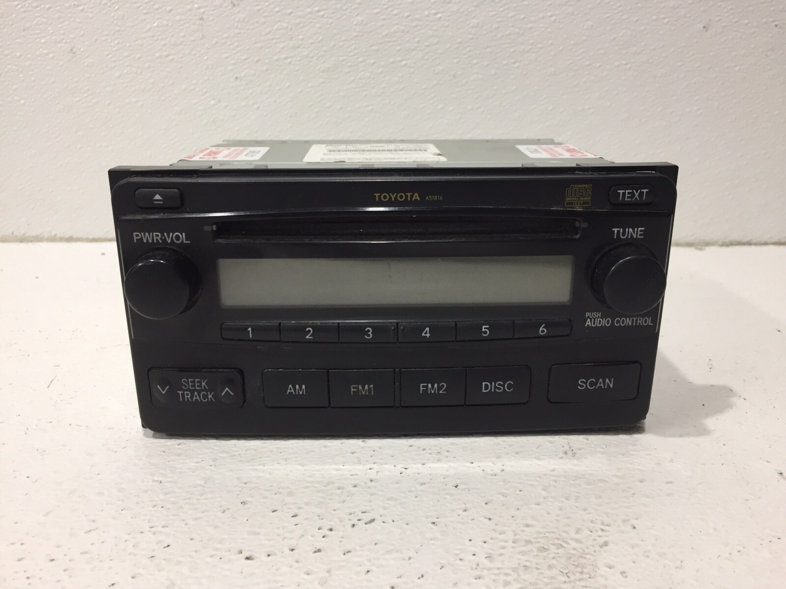 04 05 06 07 08 Toyota Matrix stereo radio cd player 86120-02400 ID ...