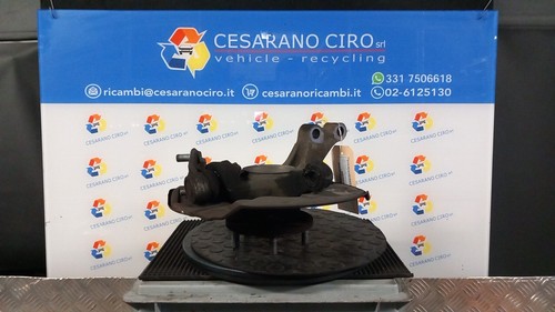 Moyeu Talon Arrière Dx. 432110F010 TOYOTA Corolla Verso ( 03/04>12/09