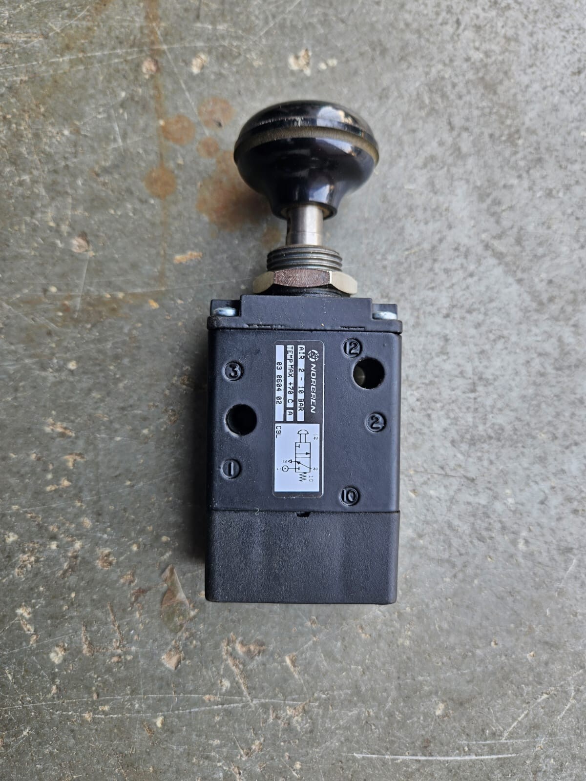 NORGREN 03060402 Push Button 3/2 Pneumatic Manual Control Valve G1/4 ...